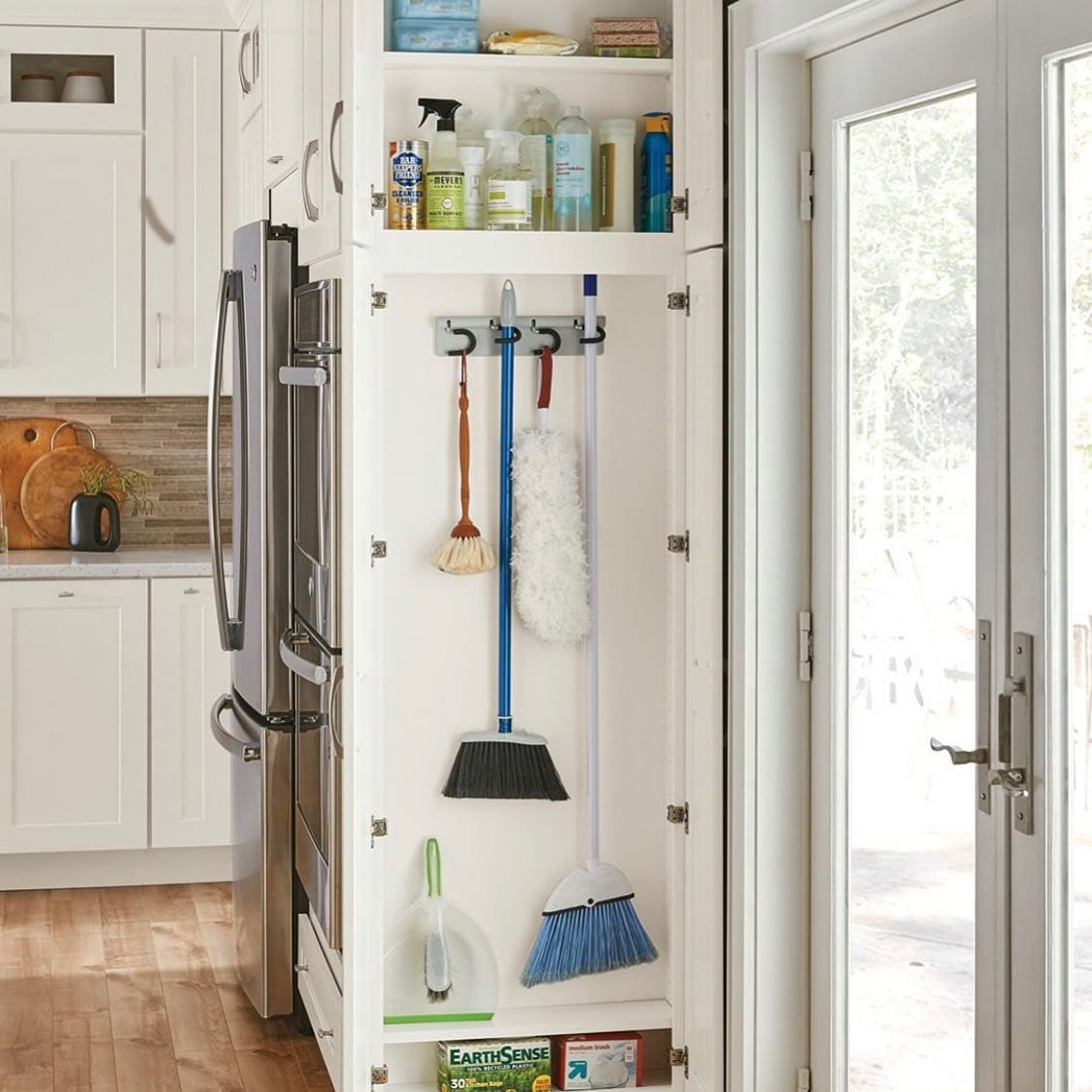 19 Smart Storage Ideas for Small Spaces That Actually Work (Even in Tiny Apartments!)