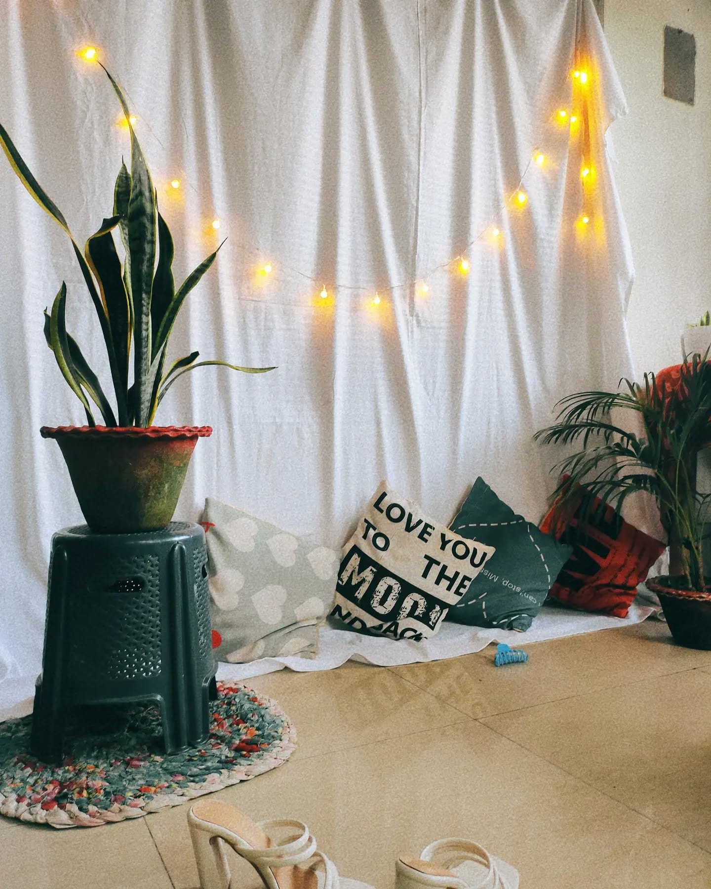 18+ Budget-Friendly DIY Backdrop Ideas for Weddings, Birthdays & Baby ...